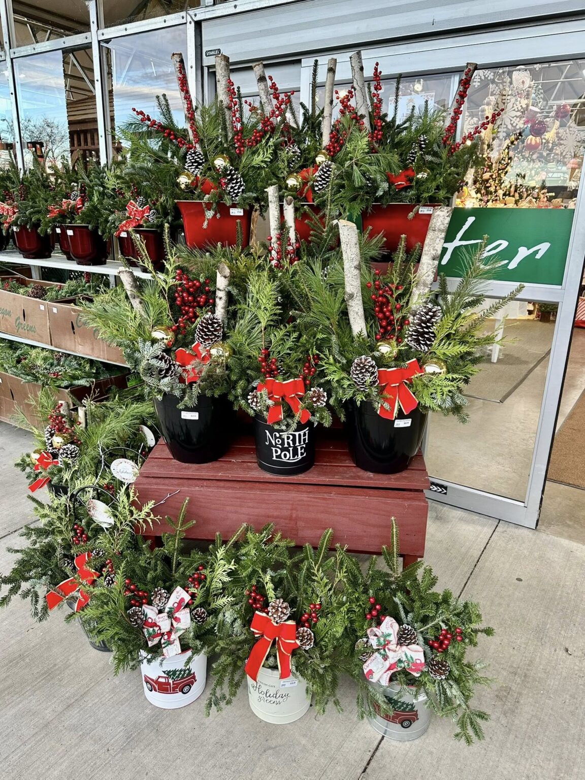 Christmas Wonderland | Indoor & Outdoor Christmas Decorations